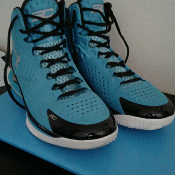 Under Armour | Shoes | Under Armour Curry Ones Charged | Poshmark